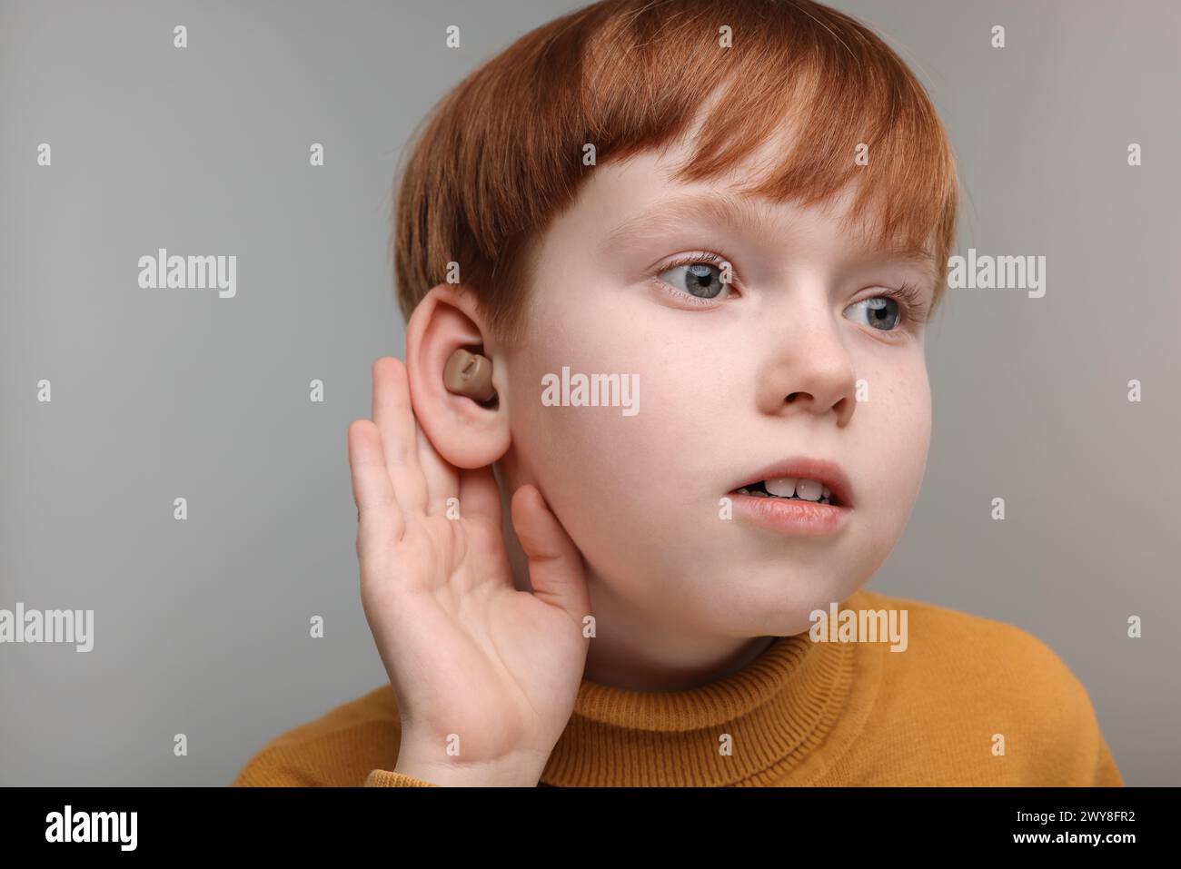 Hearing aid school hi-res stock photography and images - Alamy