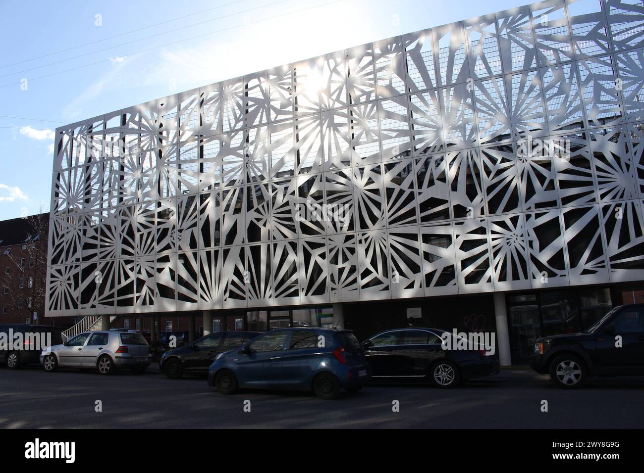 On ramp parking garage hi-res stock photography and images - Alamy