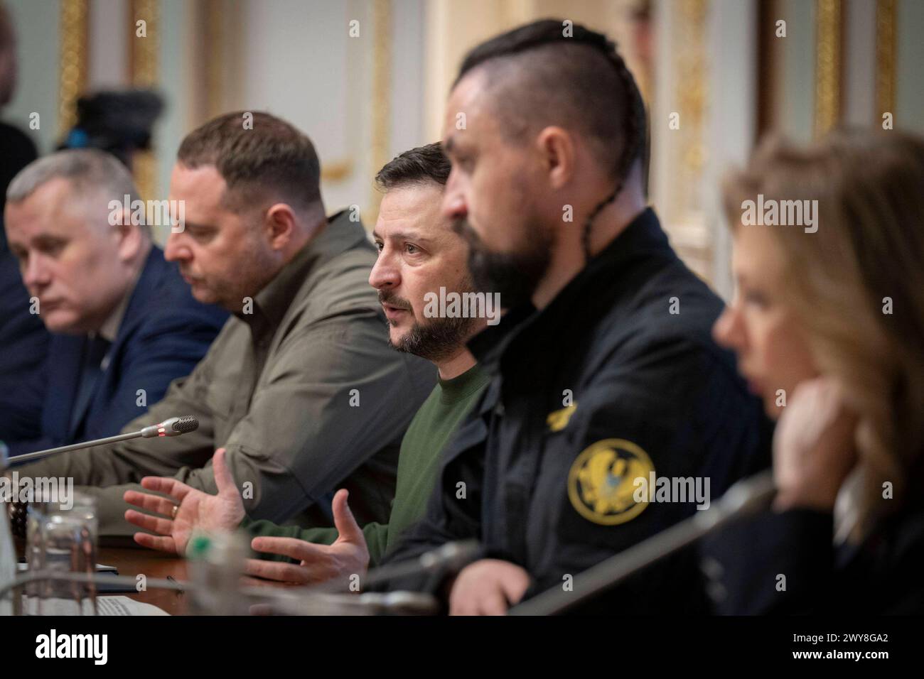 Ukrainian President Volodymyr Zelensky meet with President of Finland ...