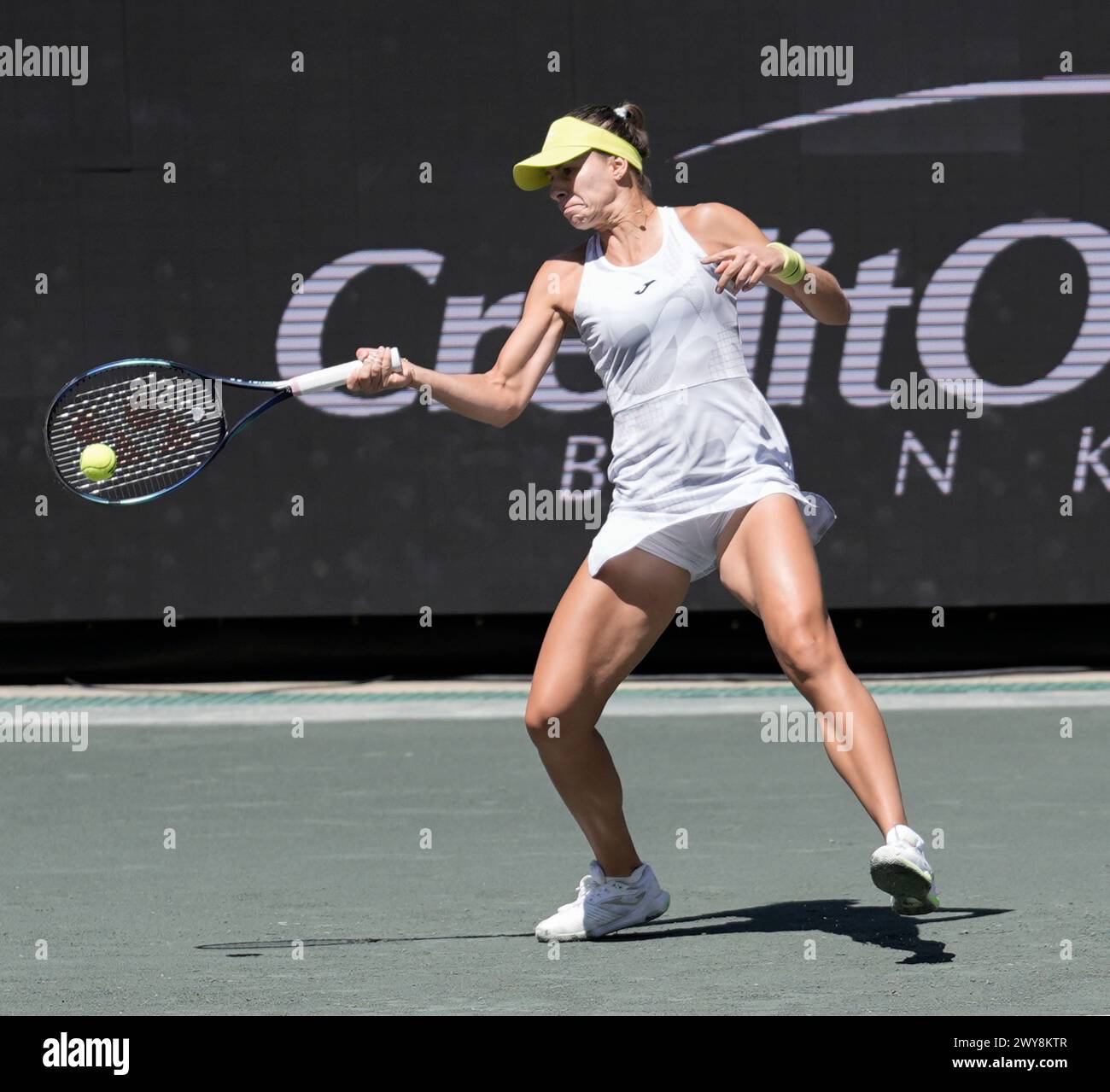 April 4, 2024: Magda Linette (POL) loses to Jessica Pegula (USA) at the ...