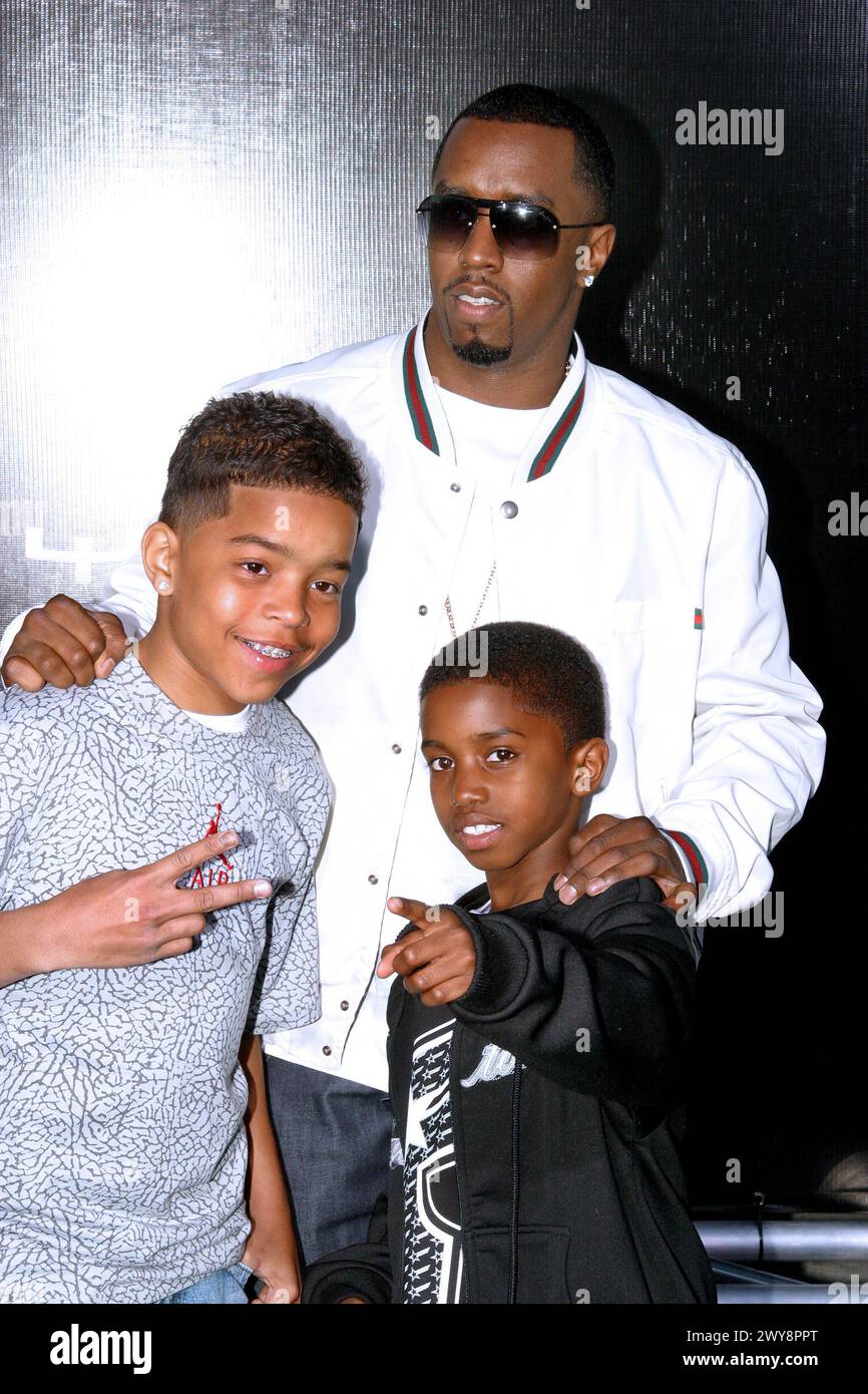 Sean combs and family hi-res stock photography and images - Alamy