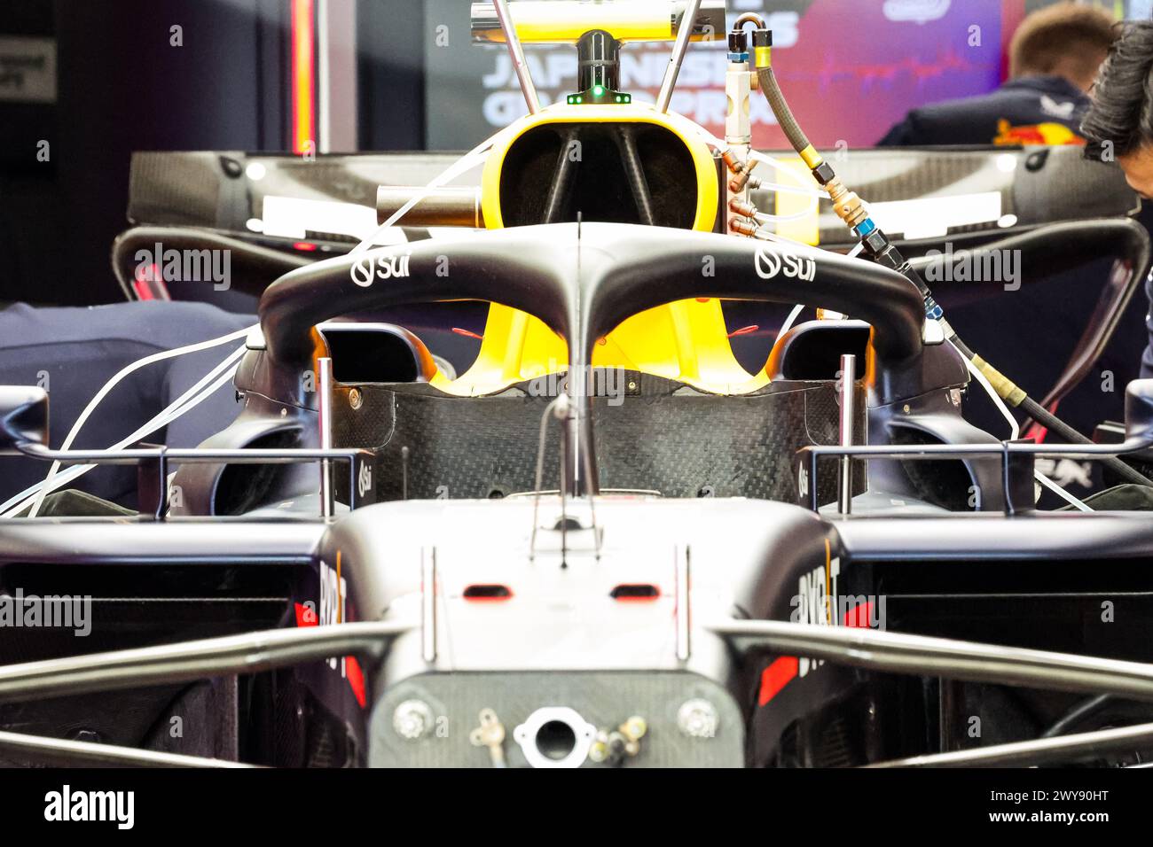Red Bull Racing RB20, mechanical detail of the new air inlet and side ...