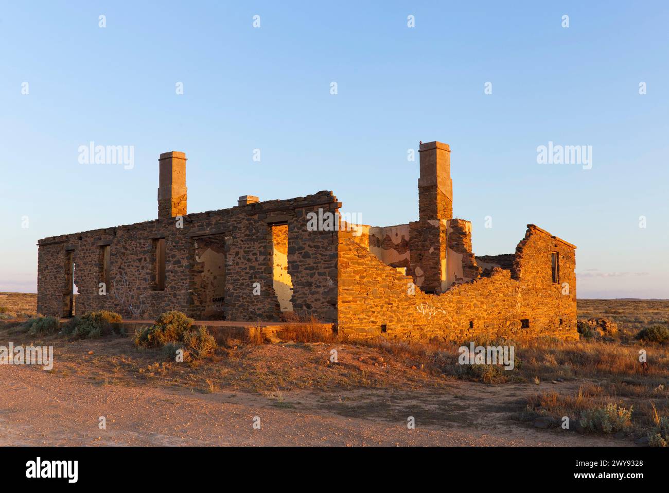 Former gold mining village hotel of Waukaringa South Australia Stock ...