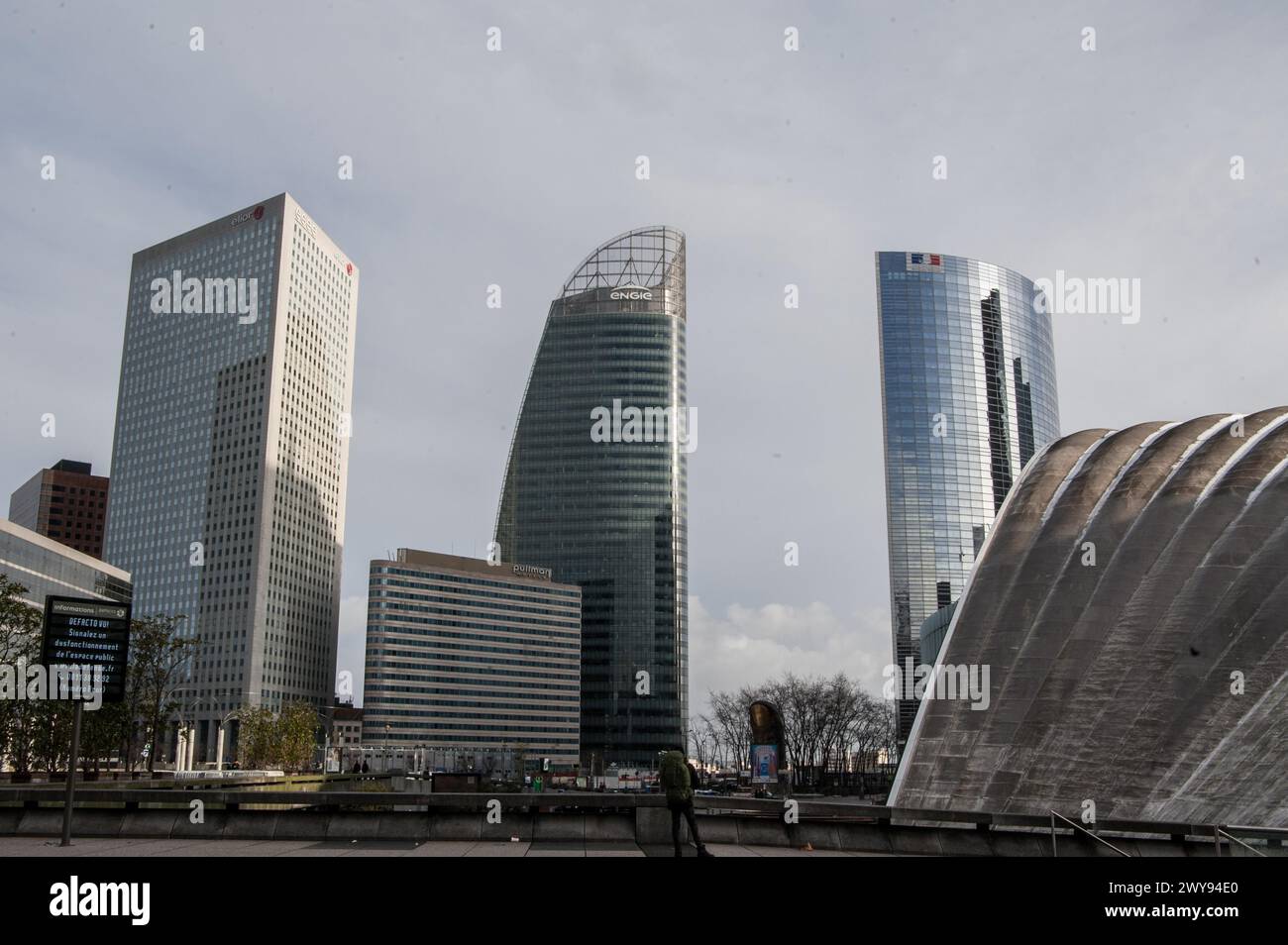 Paris, view, modern architecture, france Stock Photo - Alamy
