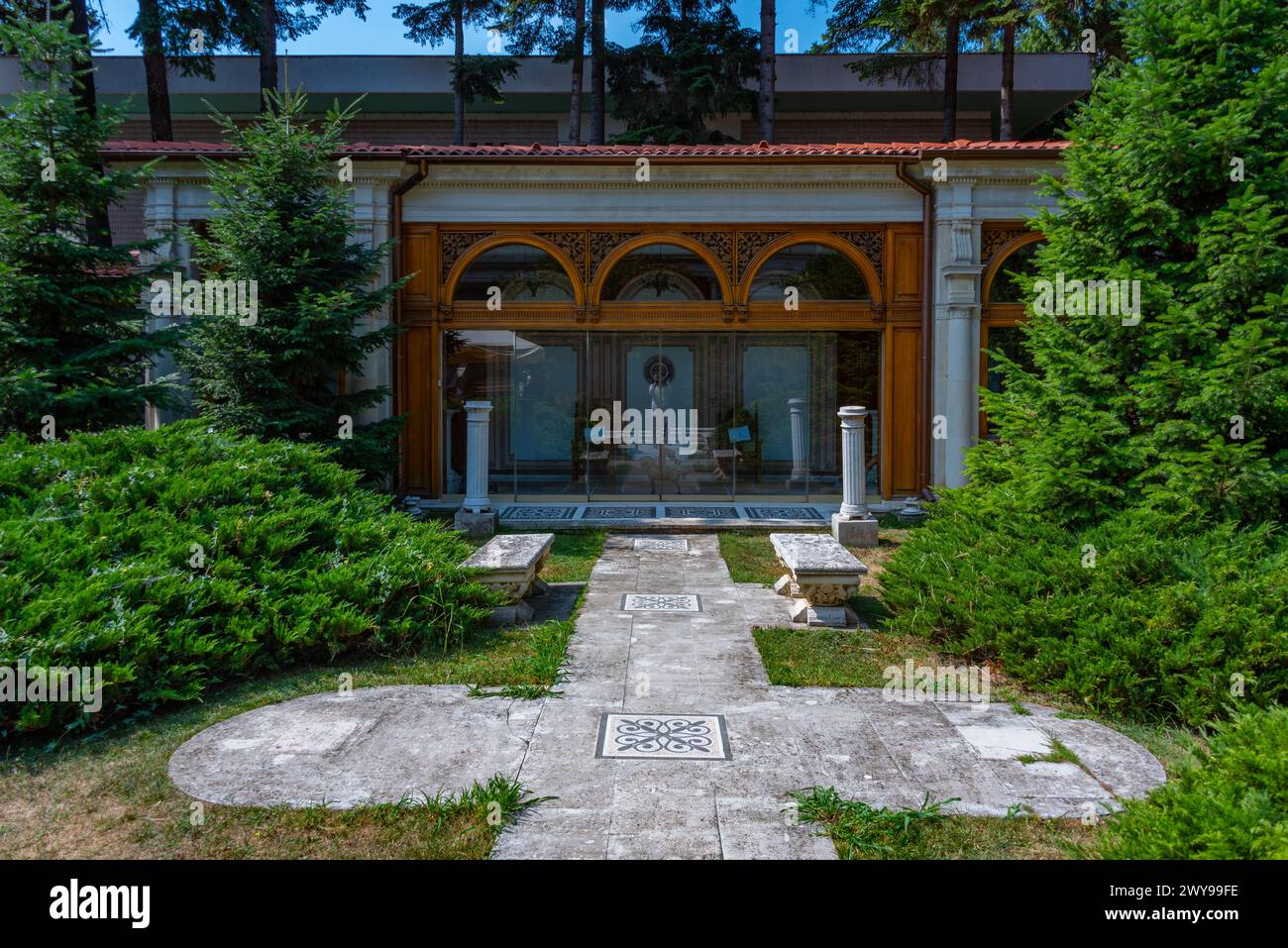 House Of Ceauşescu, Bucharest : Romania’s Most Controversial House ...