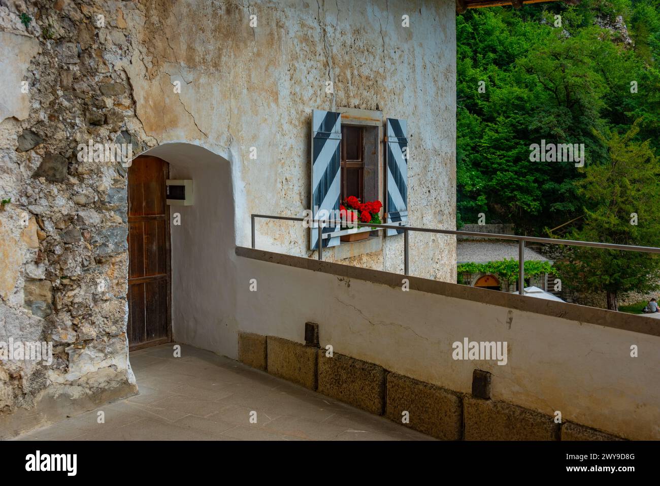 Interior predjama castle slovenia hi-res stock photography and images ...