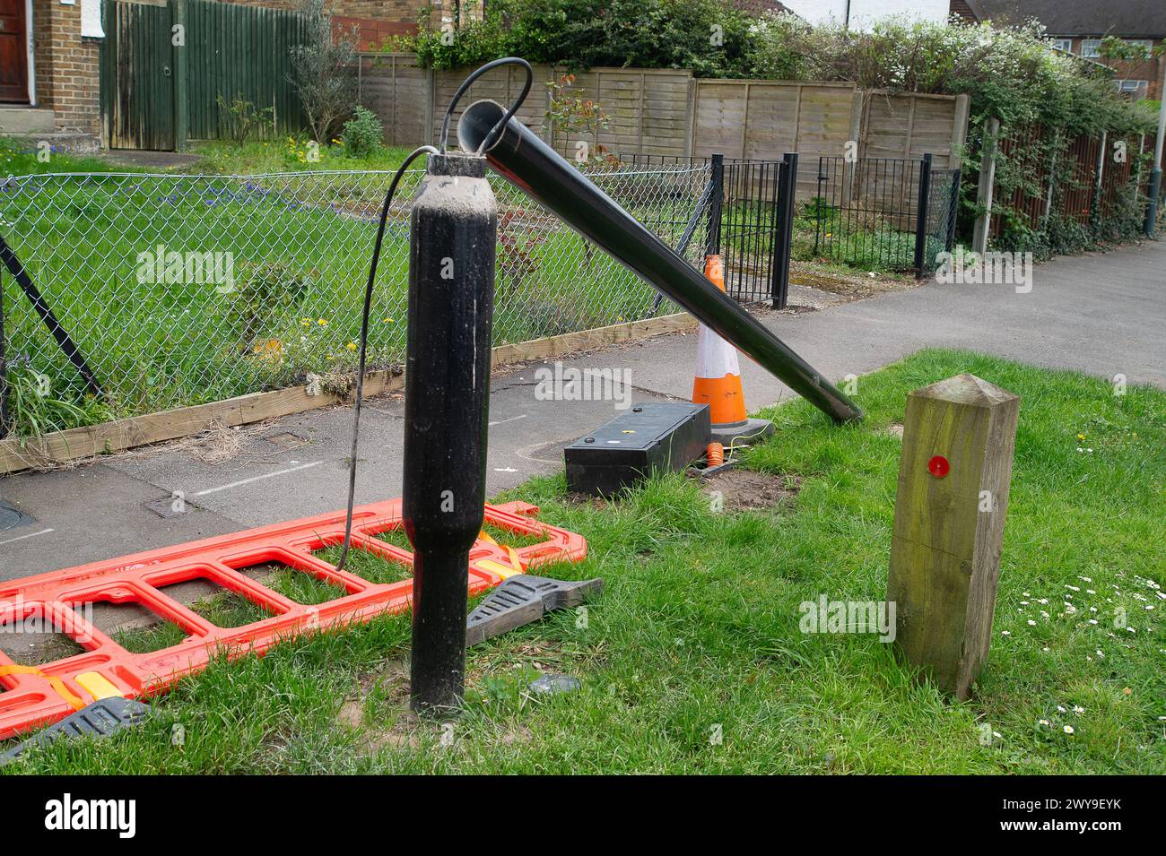 Vandalised ulez camera pole hi-res stock photography and images - Alamy