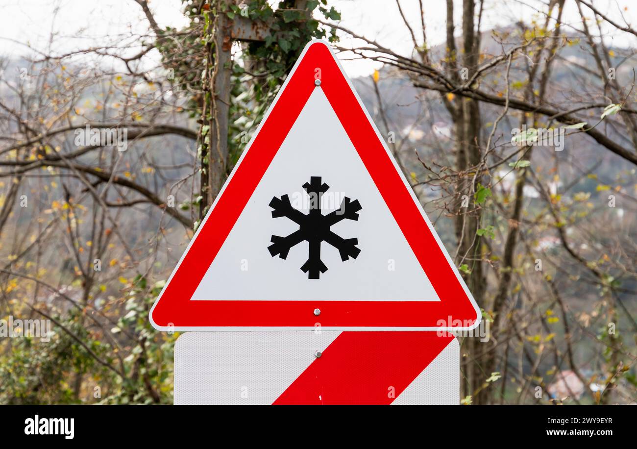 Risk cloud hi-res stock photography and images - Alamy