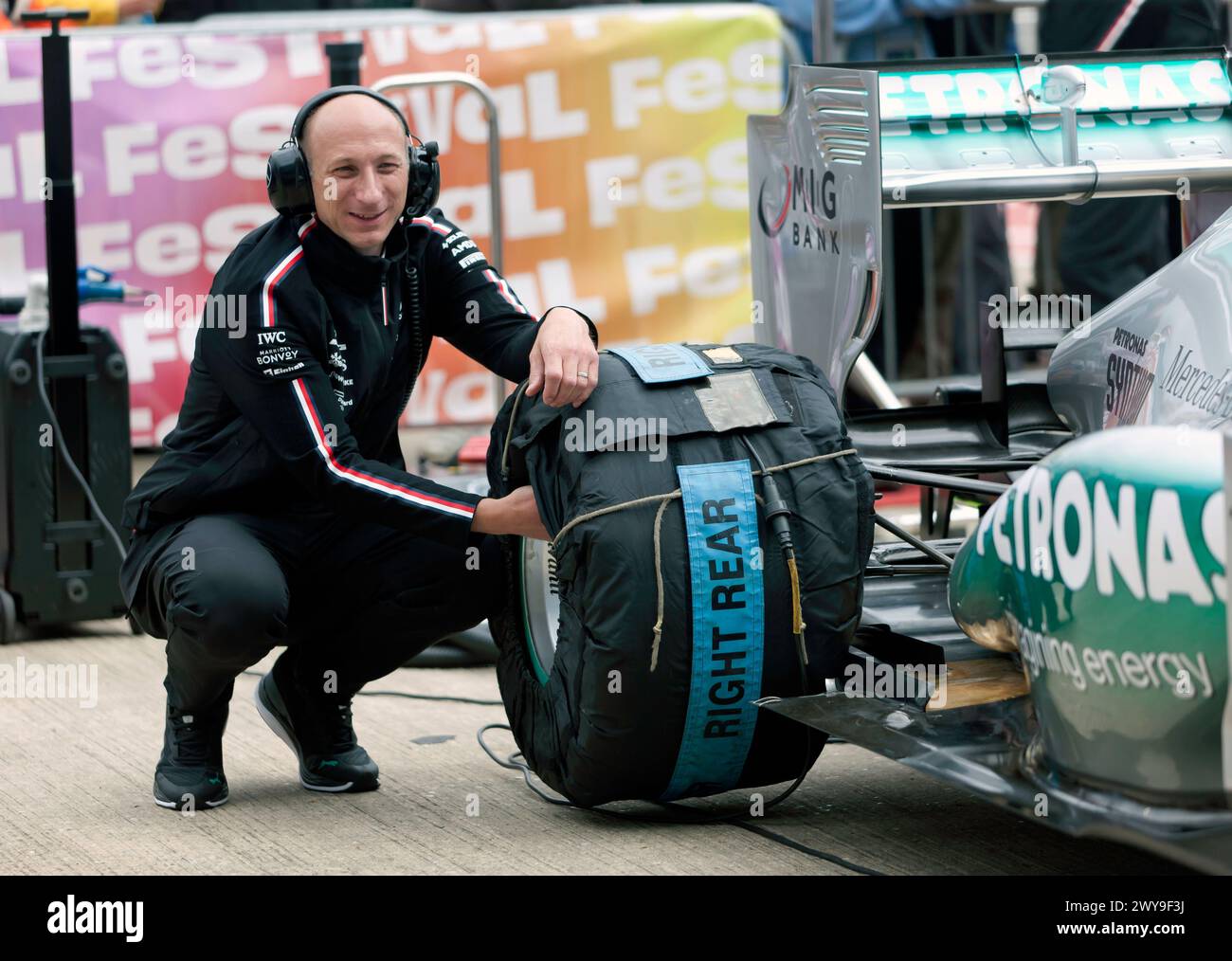 Mercedes pit crew lewis hamilton hi-res stock photography and images ...