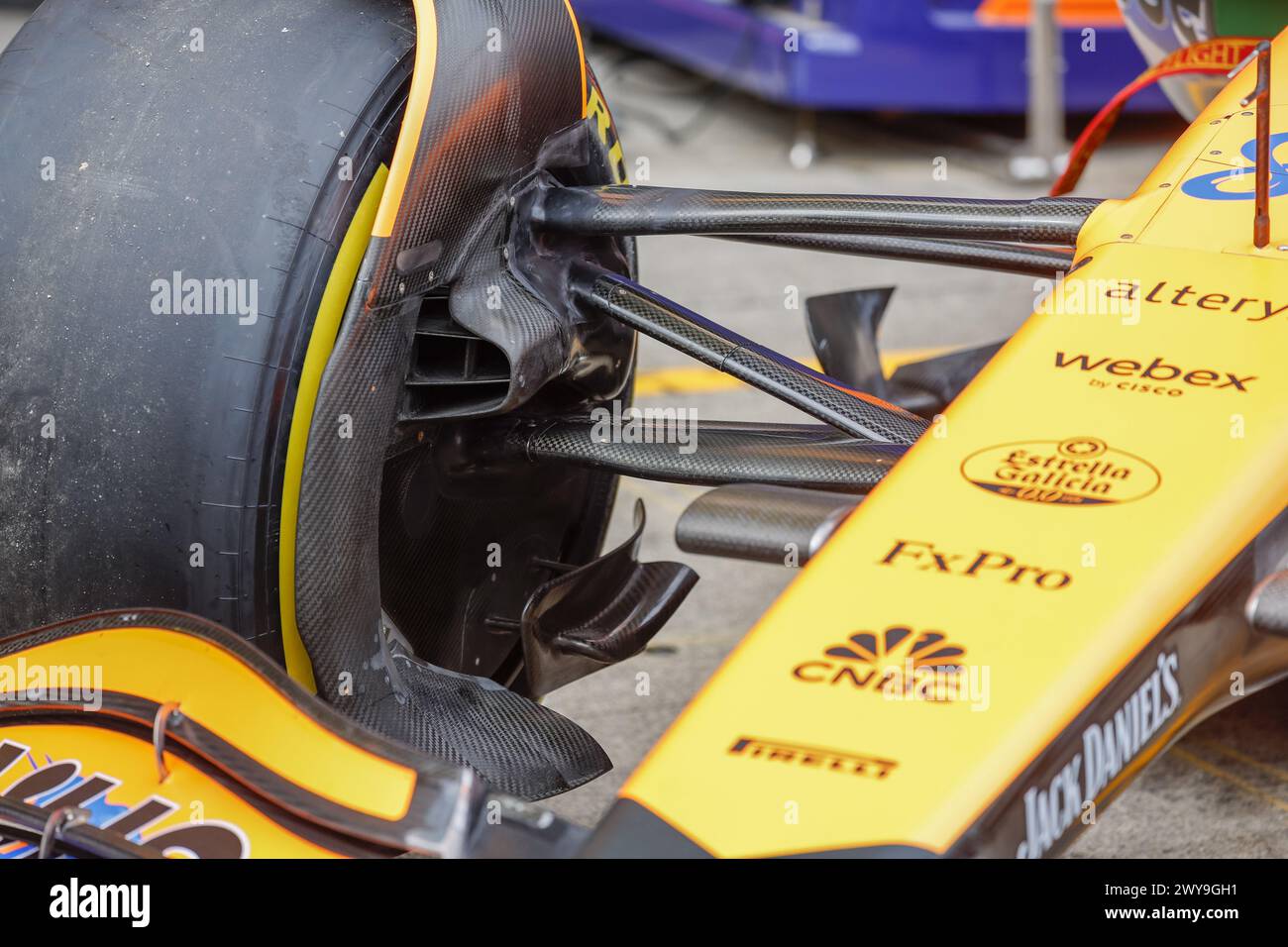 Low Cooling Front Brake Duct, McLaren F1 Team MCL38, mechanical detail ...