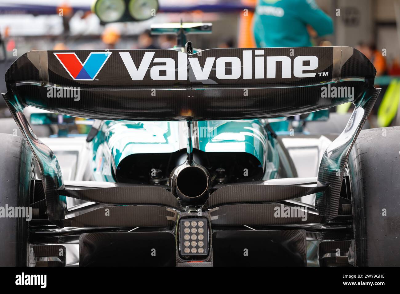 The diffuser is a slightly modified shape with revised top surface ...