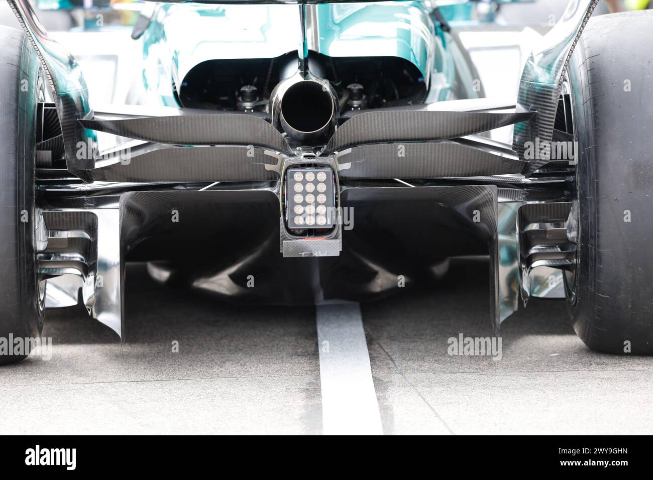 The diffuser is a slightly modified shape with revised top surface ...