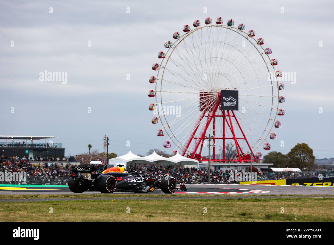 01 VERSTAPPEN Max (nld), Red Bull Racing RB20, action during the ...