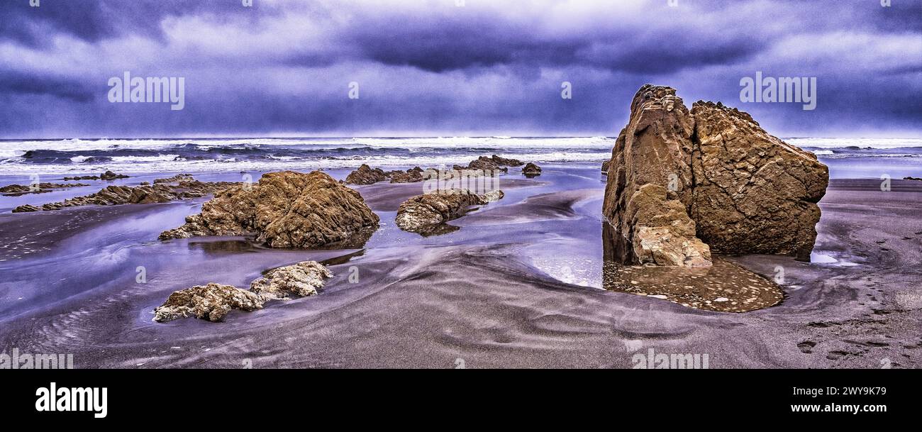 Beach of Los Quebrantos, Cantabrian Sea, San Juan de la Arena, Soto del ...