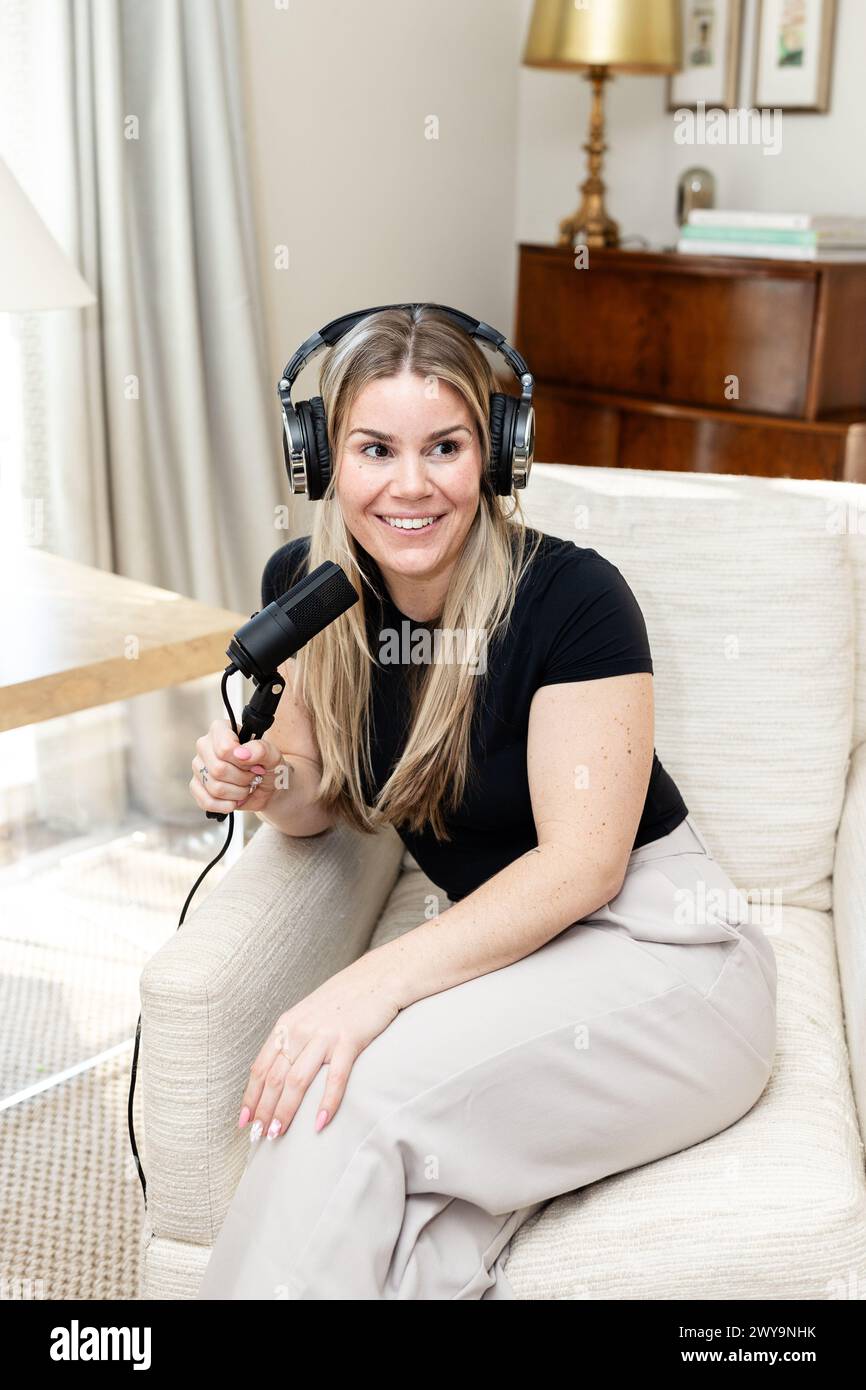 Mic setup hi-res stock photography and images - Alamy
