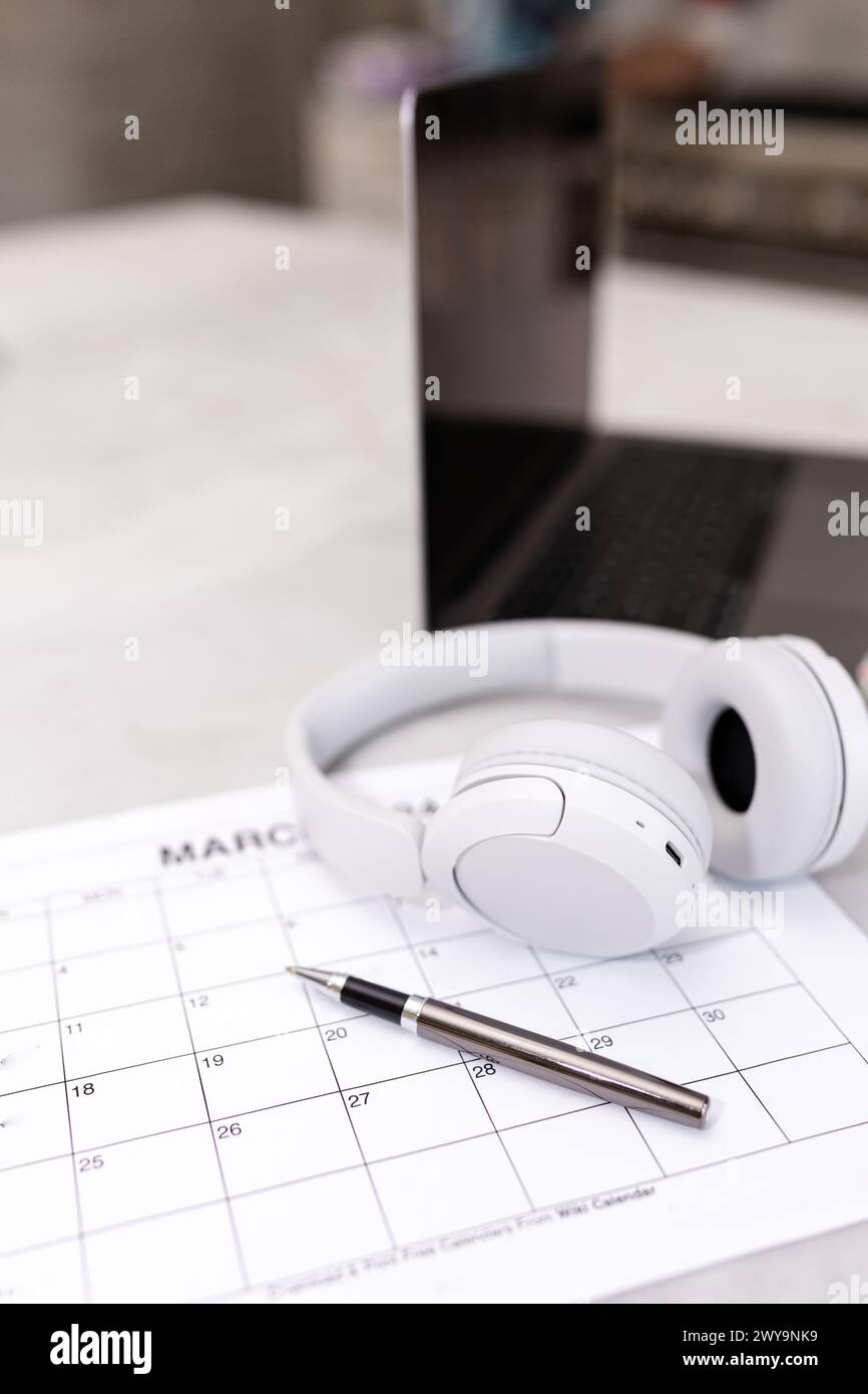 Time management efficient planning deadline hi-res stock photography ...