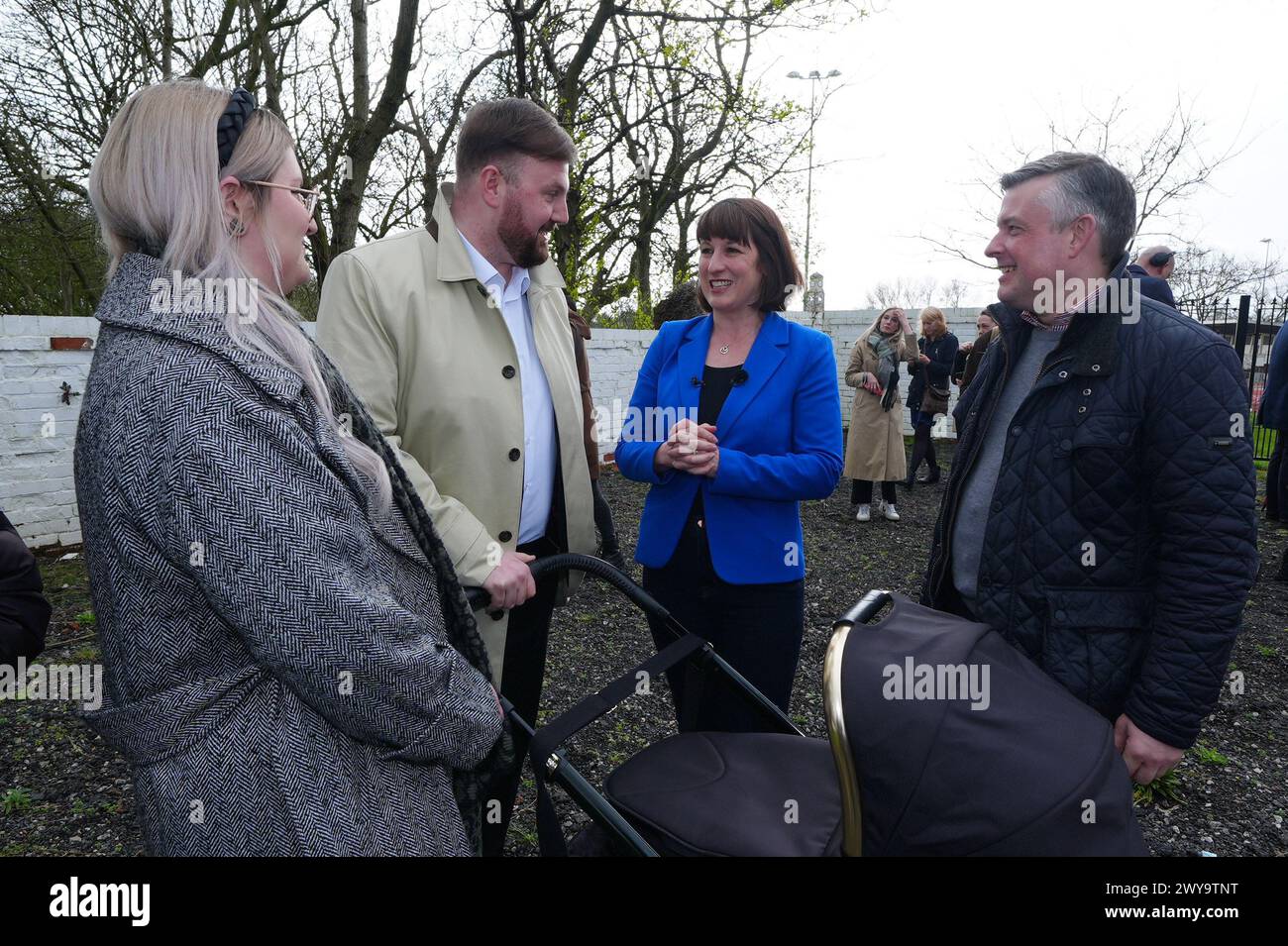Shadow chancellor Rachel Reeves and shadow paymaster general Jonathan ...