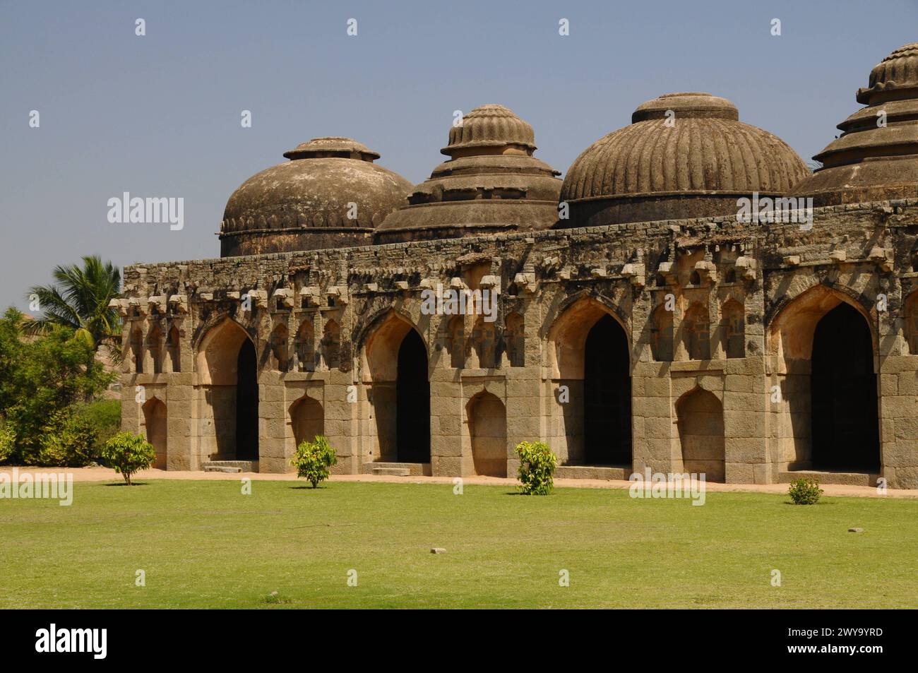 Elephant Stables, Hampi, UNESCO World Heritage Site, Karnataka, India ...