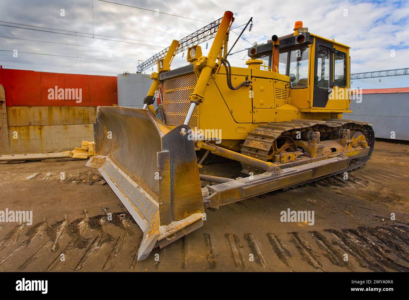 Heavy Power Bulldozer work on a building site Stock Photo - Alamy