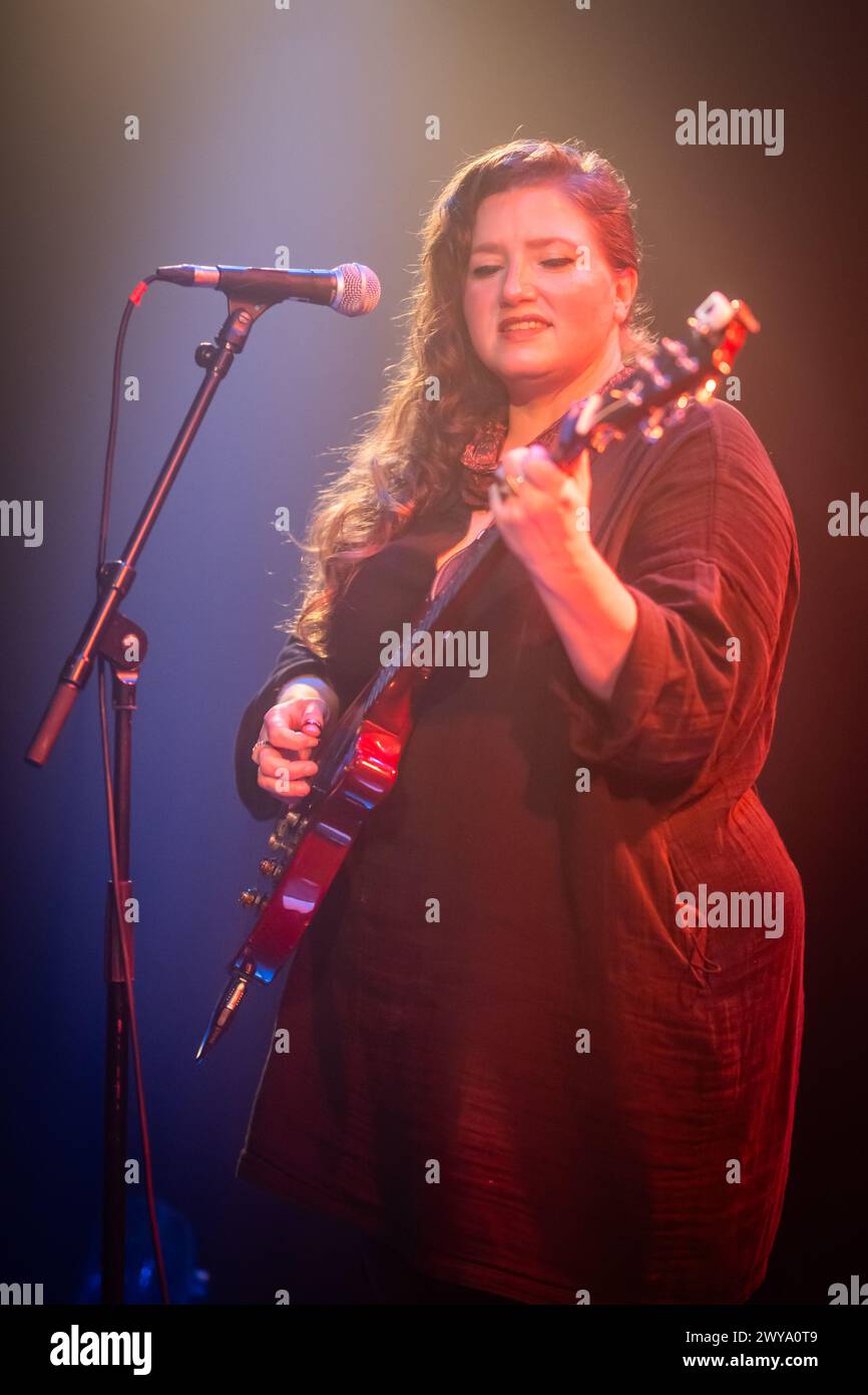 Edinburgh, Scotland. Thu 4 April 2024. American singer-songwriter Jolie ...