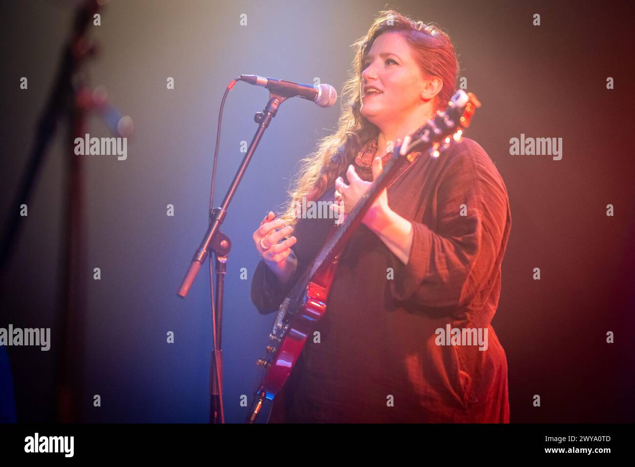Jolie holland performance hi-res stock photography and images - Alamy