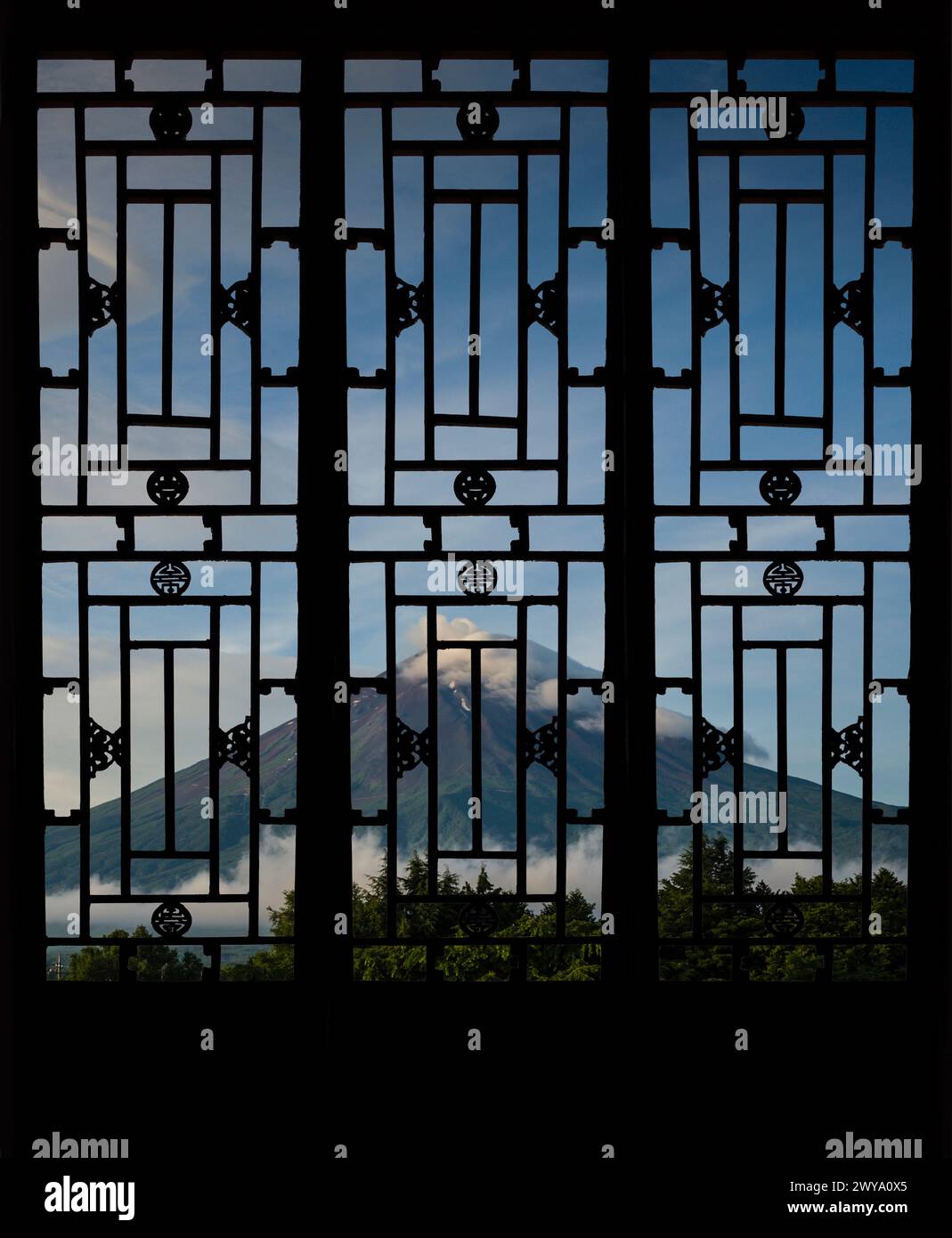 Fretwork hi-res stock photography and images - Alamy