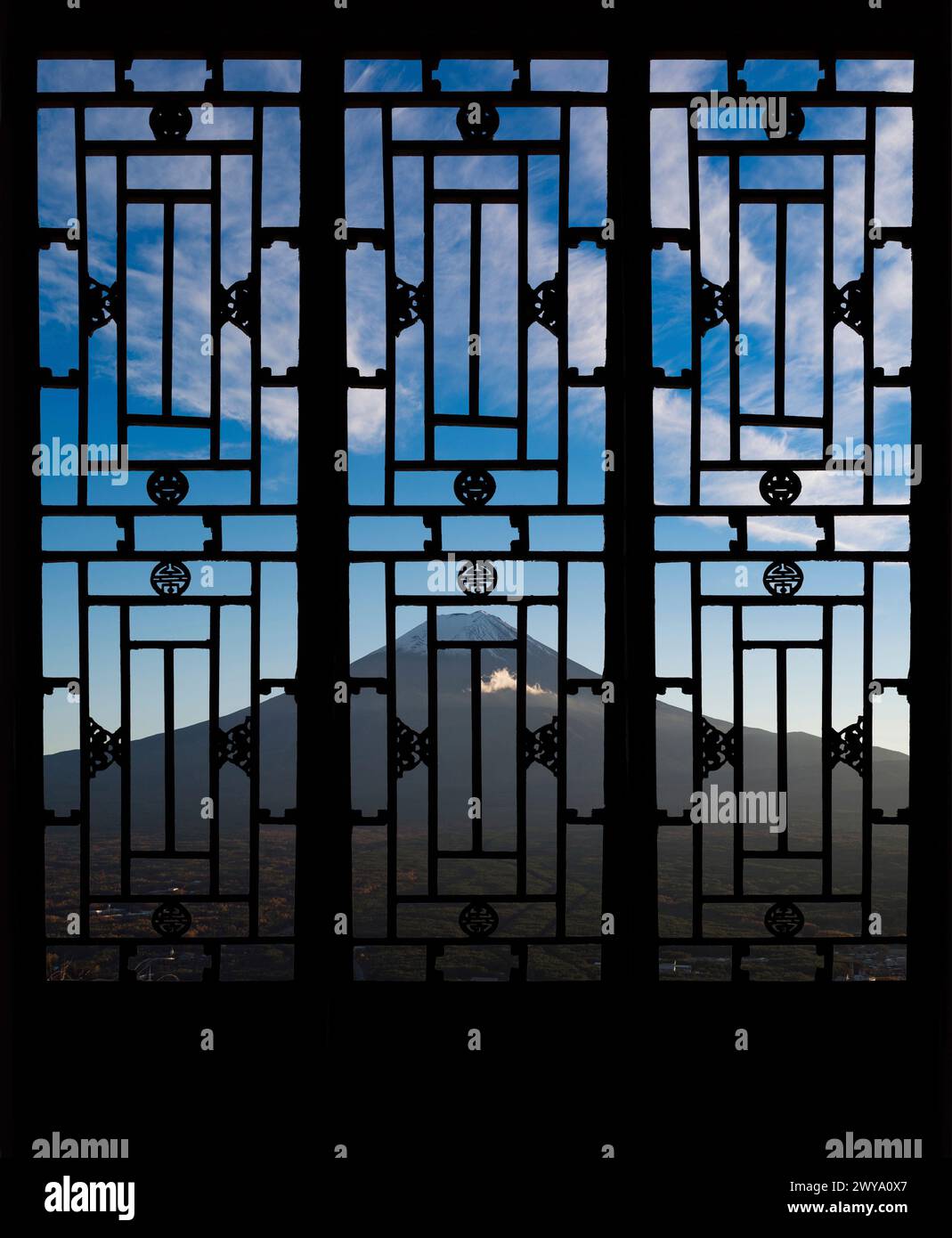 Fretwork hi-res stock photography and images - Alamy