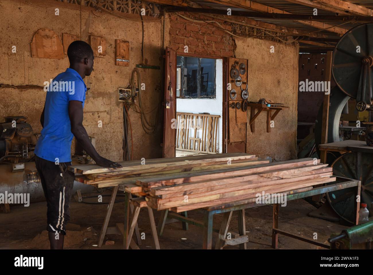 Formation et travail hi-res stock photography and images - Alamy