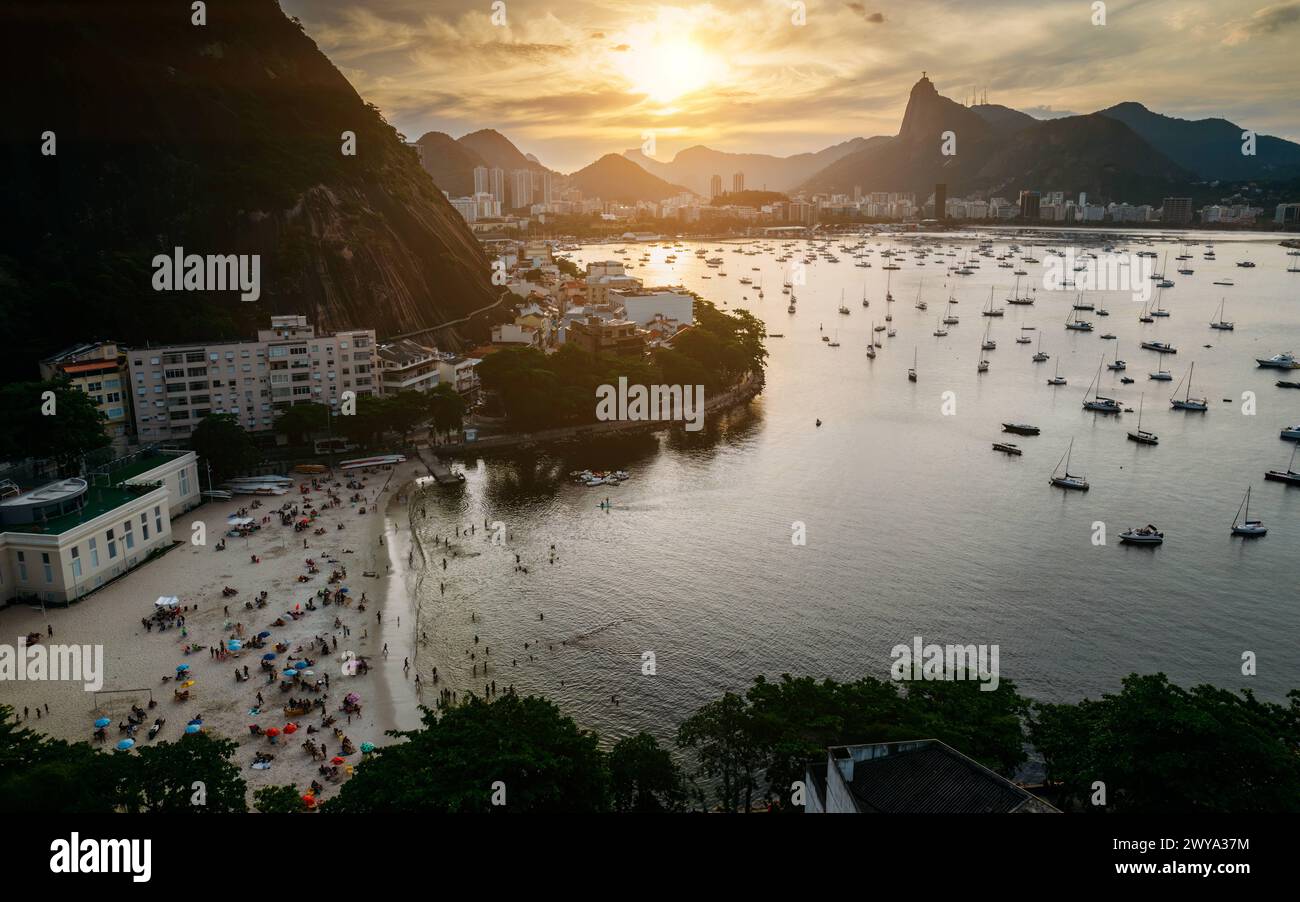 View of Praia da Urca with surrounding Botafogo Bay, UNESCO World ...