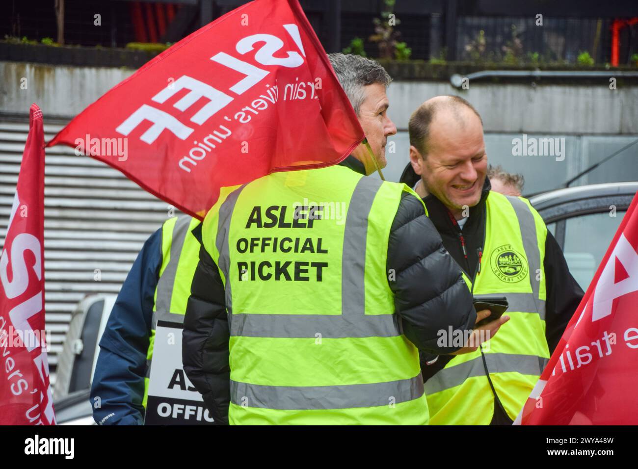 London, UK. 05th Apr, 2024. Members of ASLEF (Associated Society of ...
