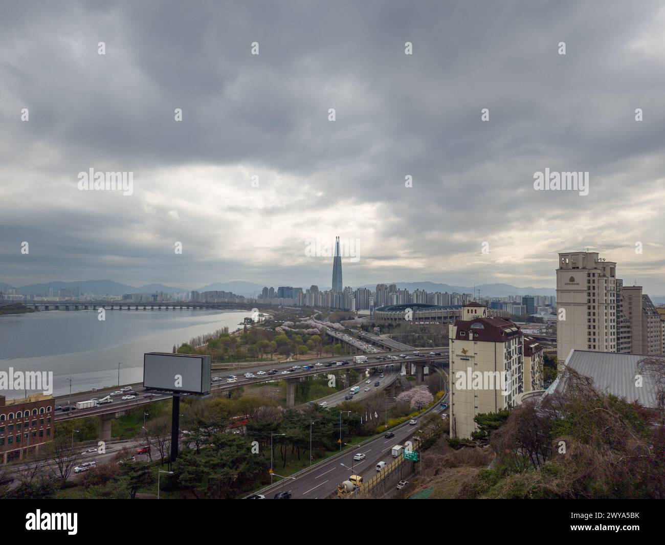Seoul, South Korea - Apr 5 2024: Olympic Boulevard, Jamsil Olympic ...