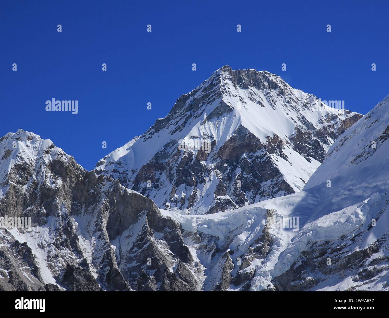 Azure blue sky over Changtse, high mountain in Tibet seen from Kala ...