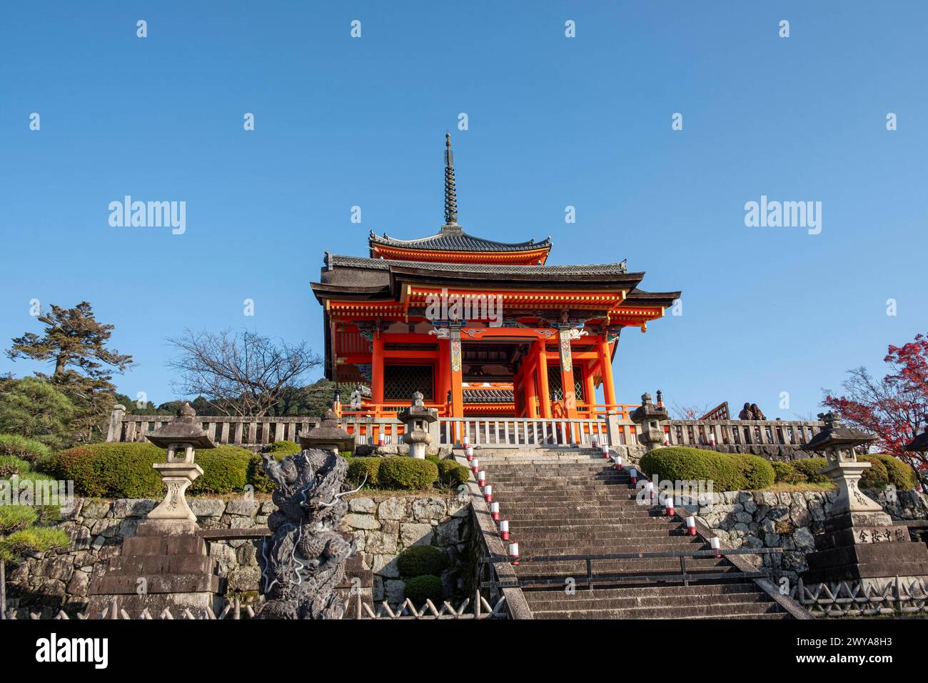 Kiyomizu-dera Buddhist Temple west gate in Kyoto, UNESCO World Heritage ...
