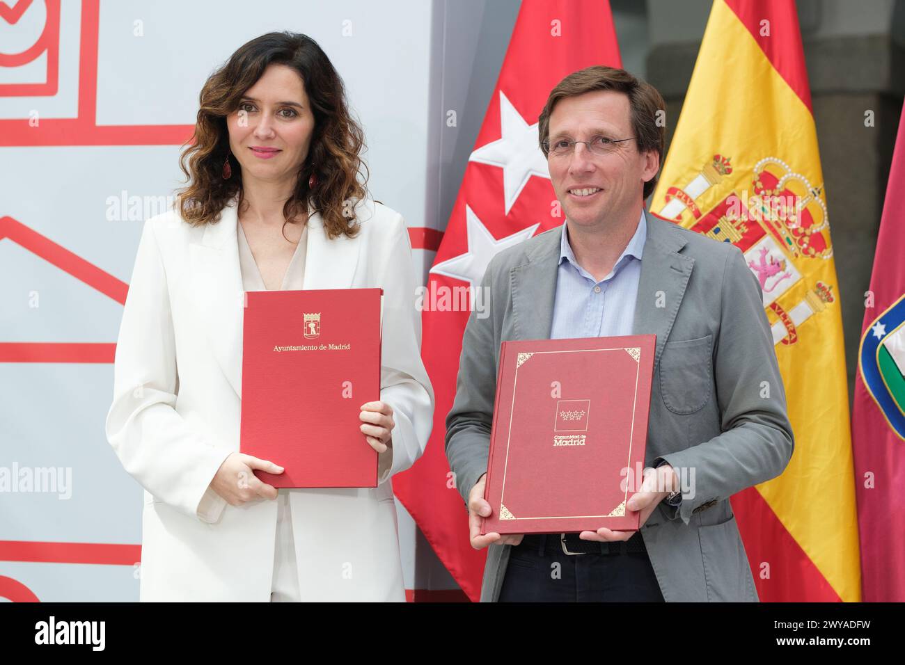 The president of the Community of Madrid, Isabel Diaz Ayuso and Jose ...