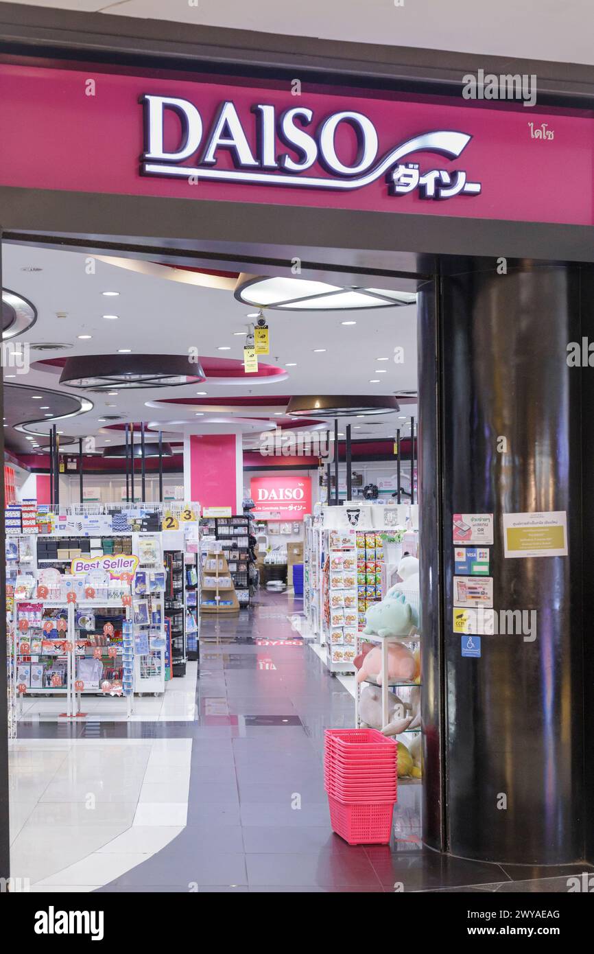 Daiso shop at Central shopping mall Stock Photo - Alamy