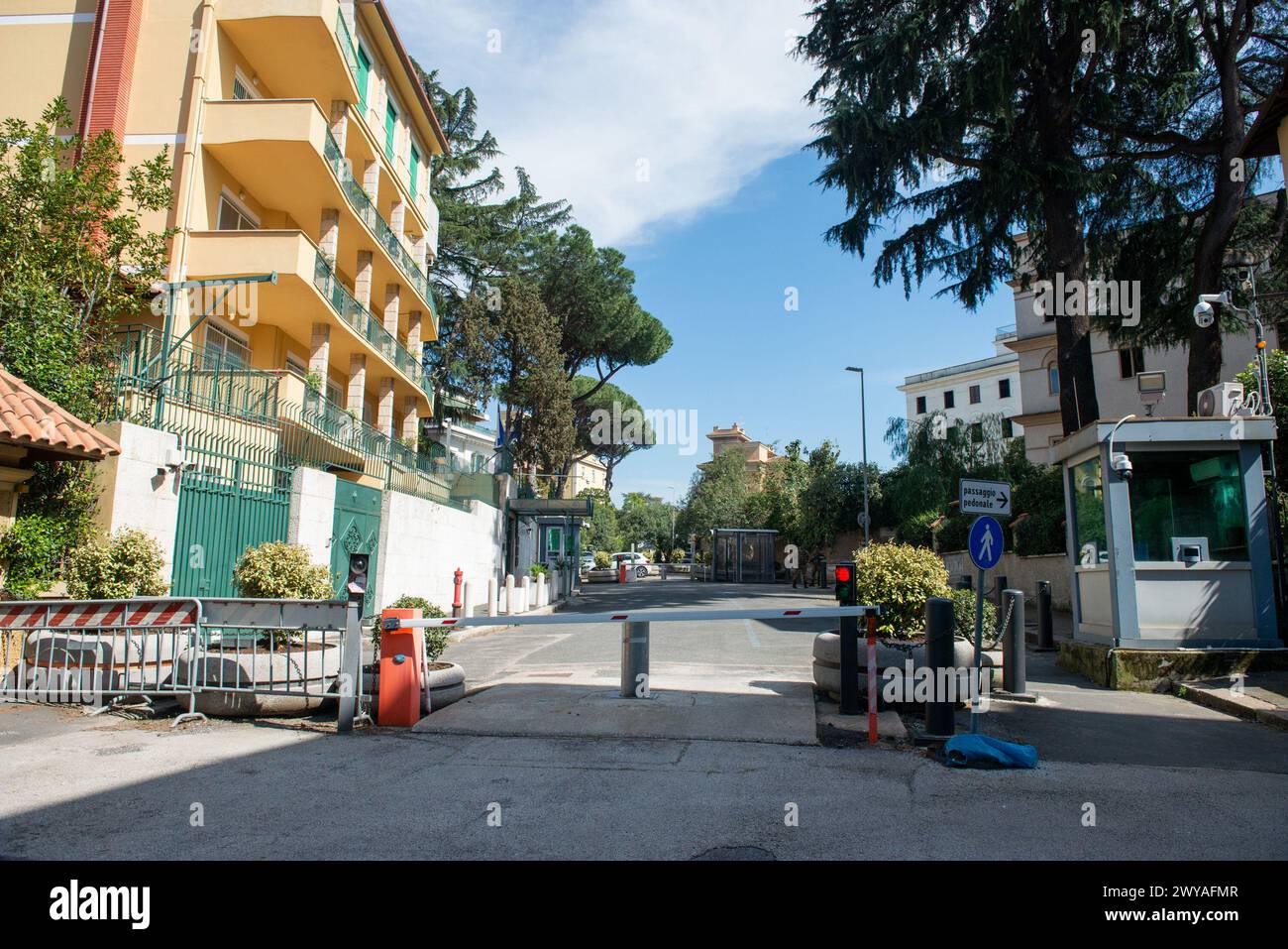 Ambasciata israeliana hi-res stock photography and images - Alamy