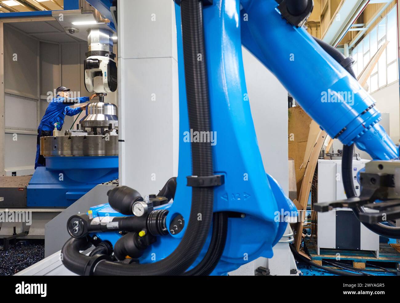 Industry cnc machines robot hi-res stock photography and images - Alamy