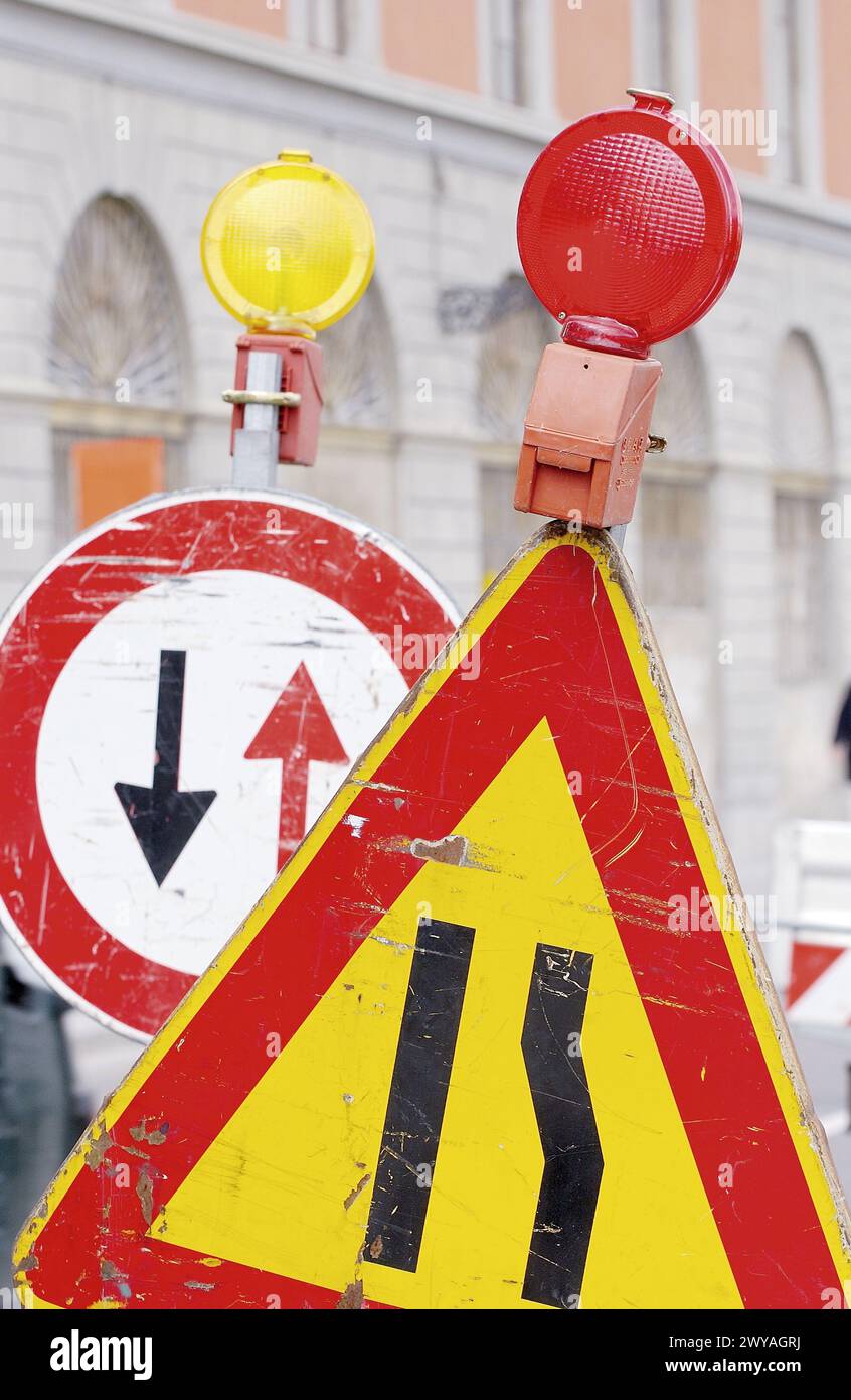 Traffic signs florence hi-res stock photography and images - Alamy