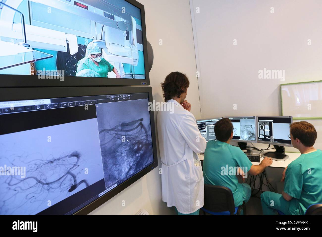 Surgery preparation screens, Interventional Neuroradiology, Radiology ...