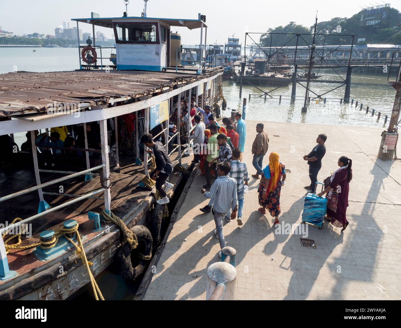 India, Kolkata, Hooghly river scene Stock Photo - Alamy