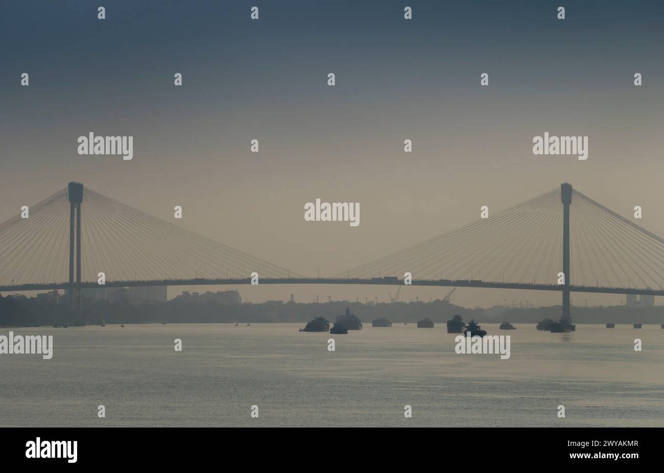 India, Kolkata, Vidyasagar Setu bridge Hooghly Stock Photo - Alamy