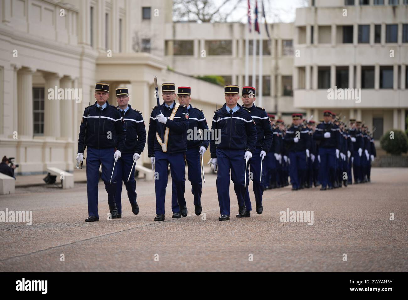 Personnel from the Gendarmerie's Garde Republicaine and the British ...