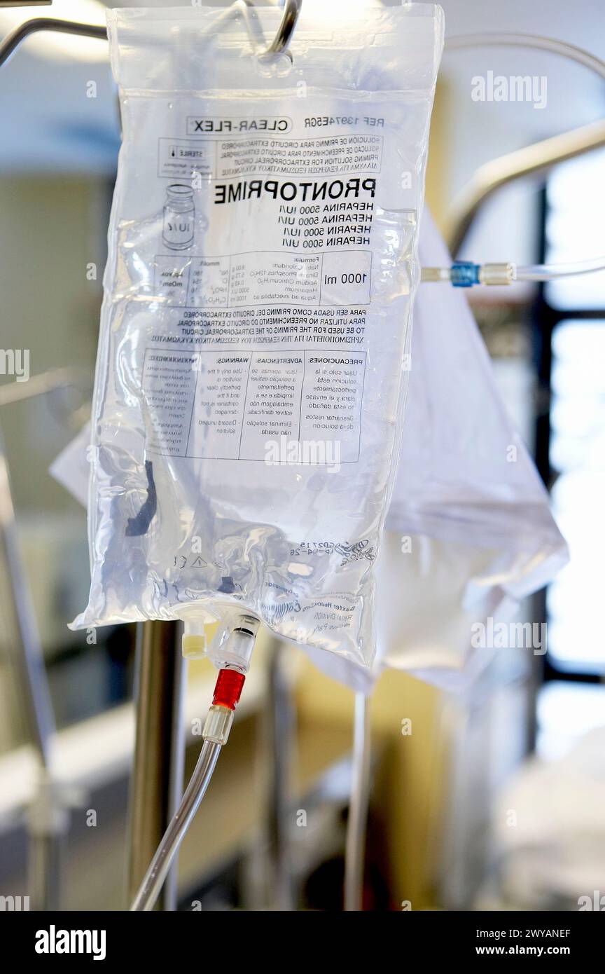 Heparin bag hi-res stock photography and images - Alamy