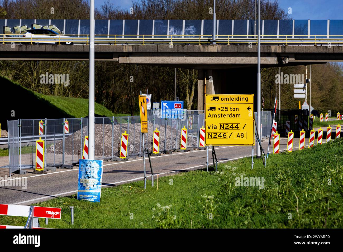 PURMEREND - Diversion signs at the entrance to the bridge over the A7 ...