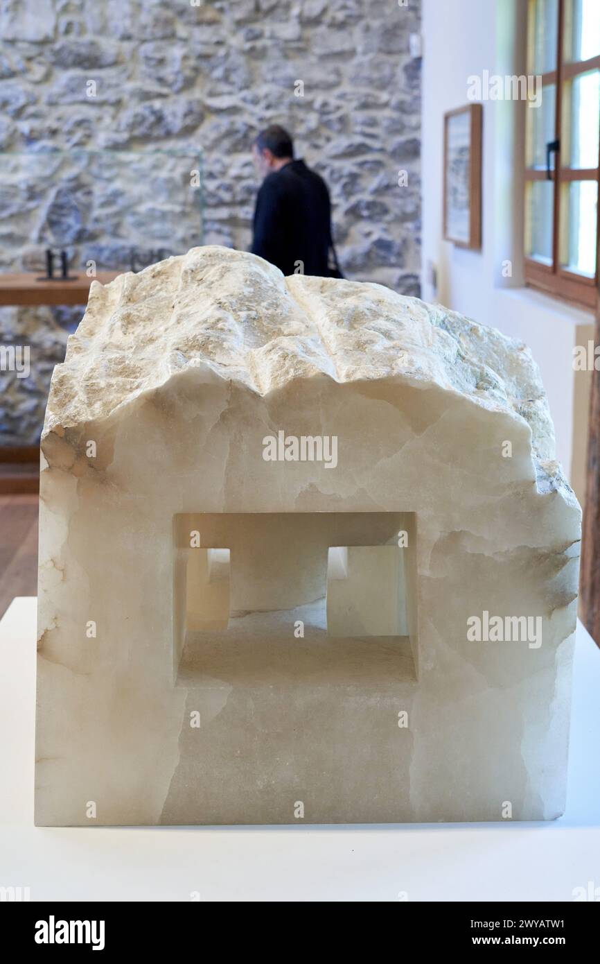 "Empty Mountain I, alabaster", 1984, Eduardo Chillida (1924-2002 ...