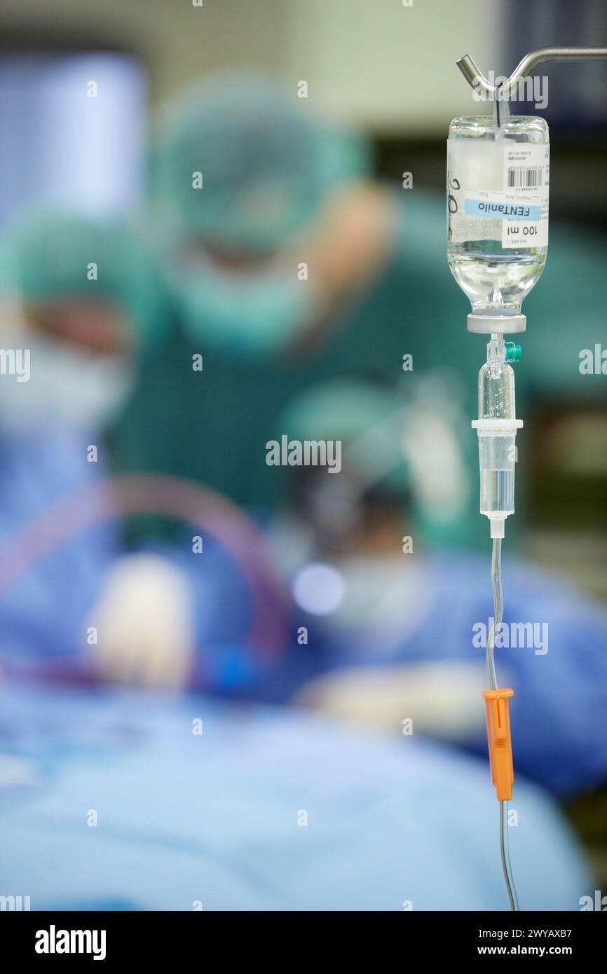 Tonsillectomy, Surgeons performing a tonsillectomy tonsil removal ...