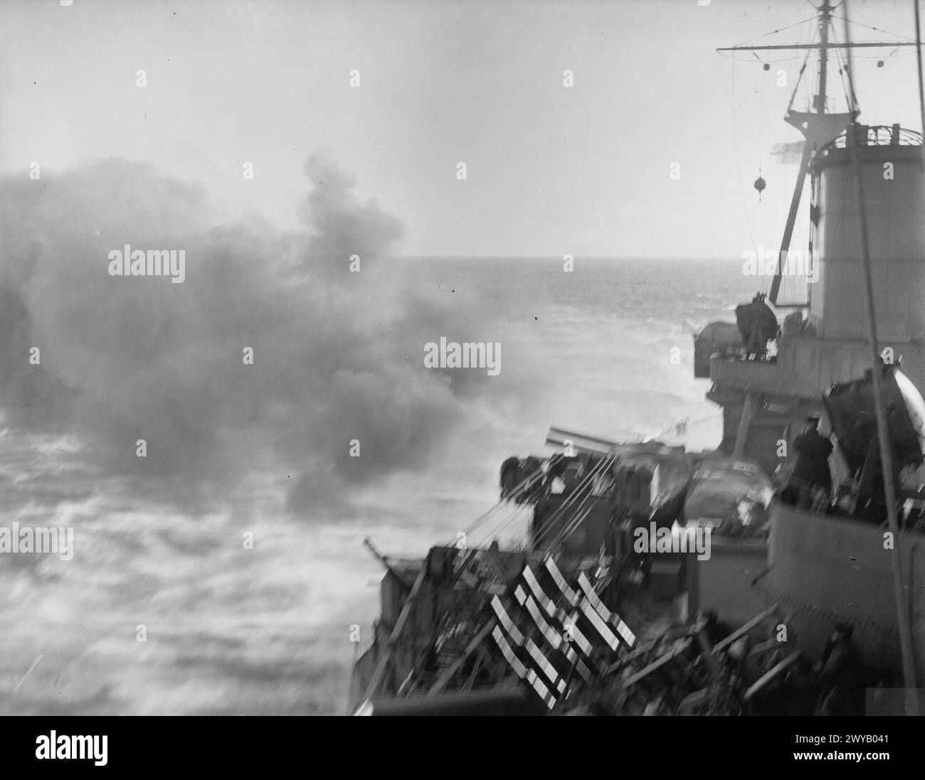 ON BOARD HMS KING GEORGE V. FEBRUARY 1941. - The 14" guns firing Stock ...
