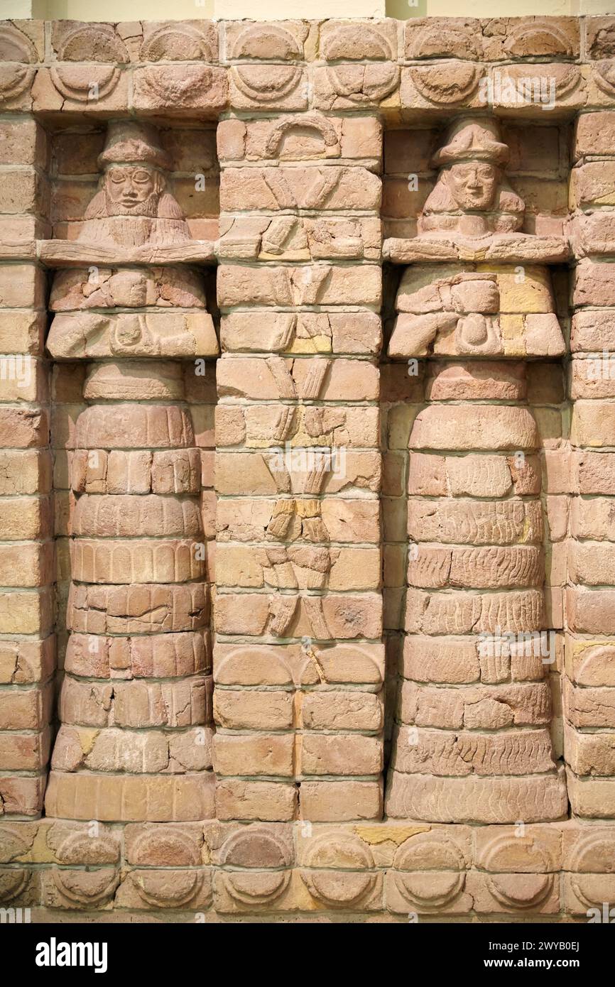 Facade of the temple of innana hi-res stock photography and images - Alamy