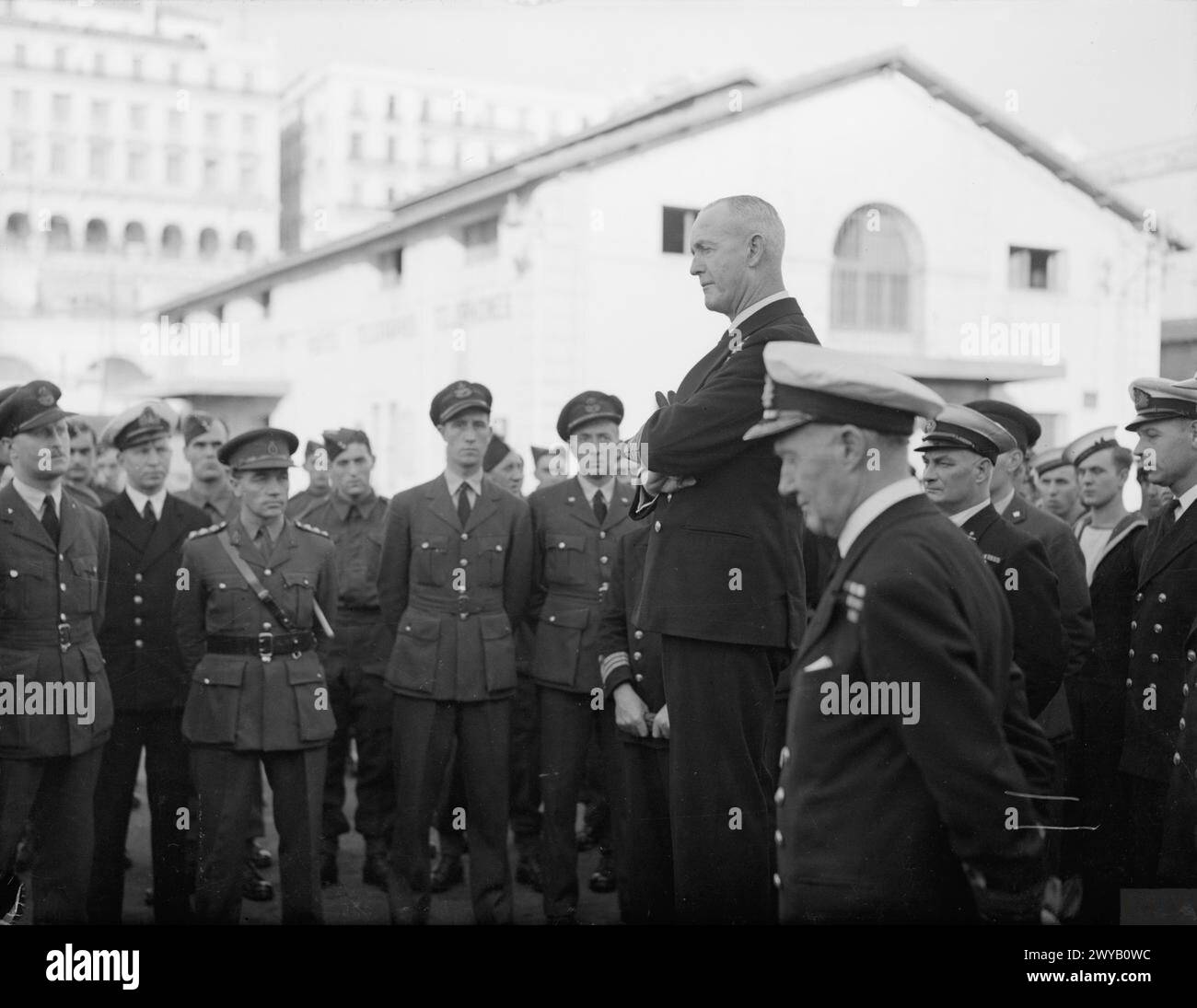 1942 to december 24 hi-res stock photography and images - Alamy