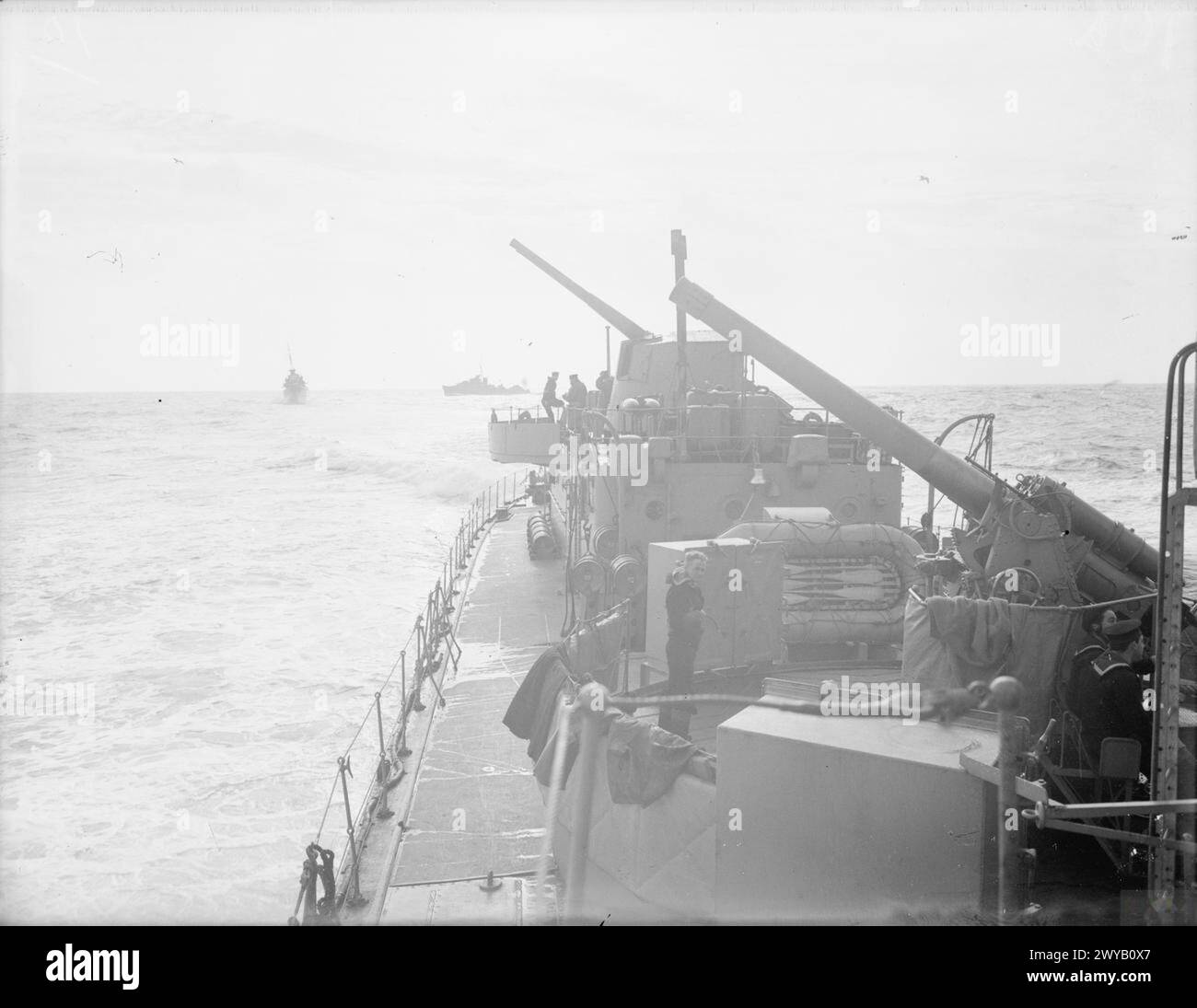 ON BOARD A DESTROYER AT SEA WITH THE FLEET. 1940, OR 1941, ON BOARD HMS ...